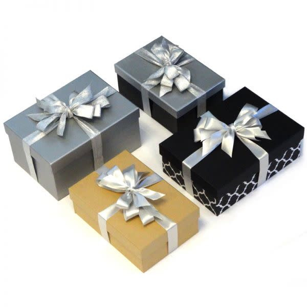 Cardboard Gift Box with satin ribbon and bow - Gifts and Hampers ...