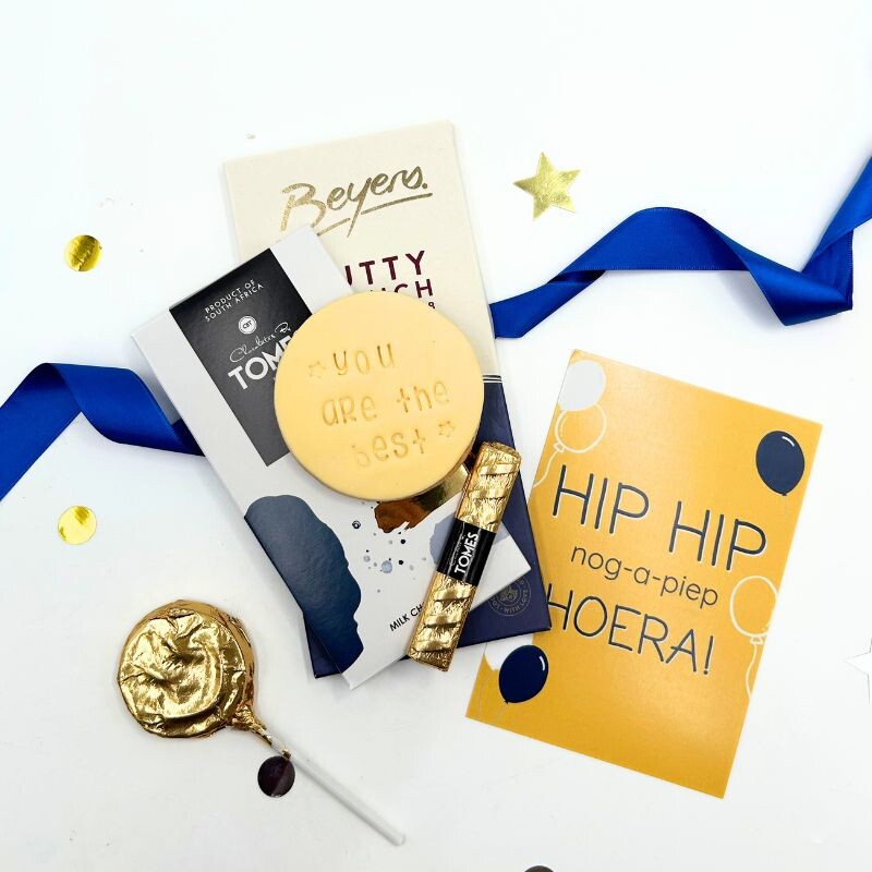 Hip Hip Hoera Birthday Box - Flowers and Gifts - Online flower shop