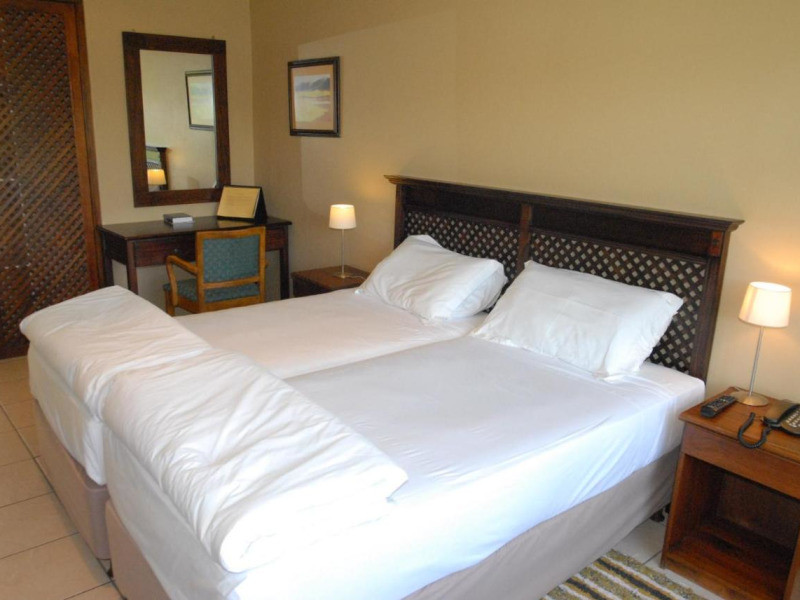 Emafini Country Lodge - Swop and Stay