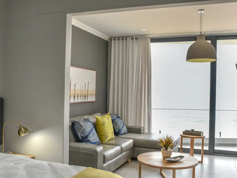 Bay View Hotel Resort - Swop and Stay