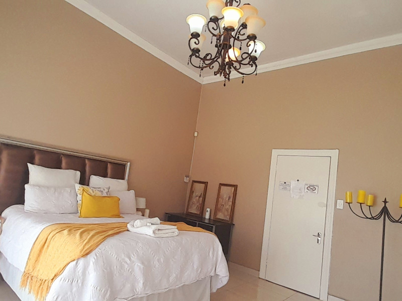 The Dream Guesthouse and Coffee Lounge - Swop and Stay