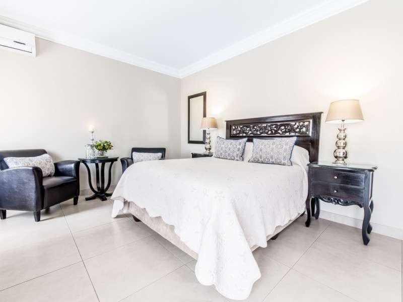 Adato Guest House - Swop and Stay