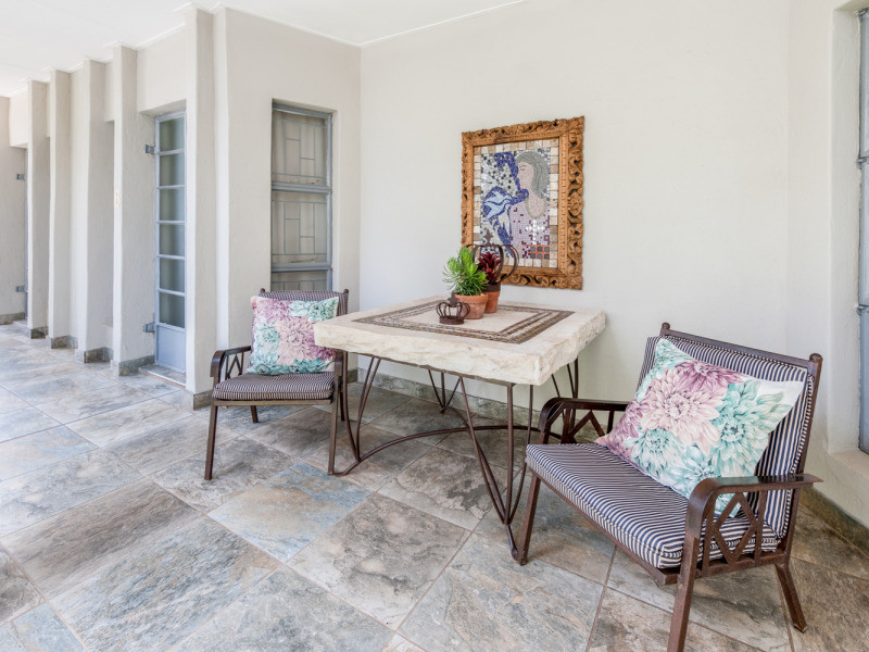 Adato Guest House - Swop and Stay