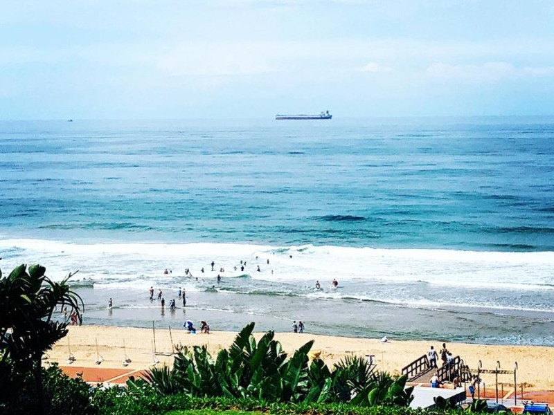 Ansteys Beach Self Catering Apartments - Swop and Stay