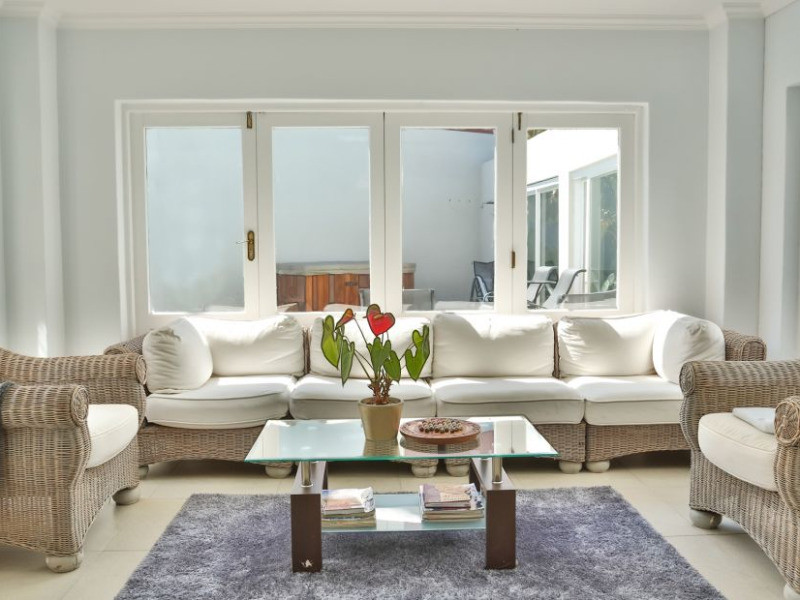 Abington Manor - Fish Hoek Guesthouse - Swop and Stay