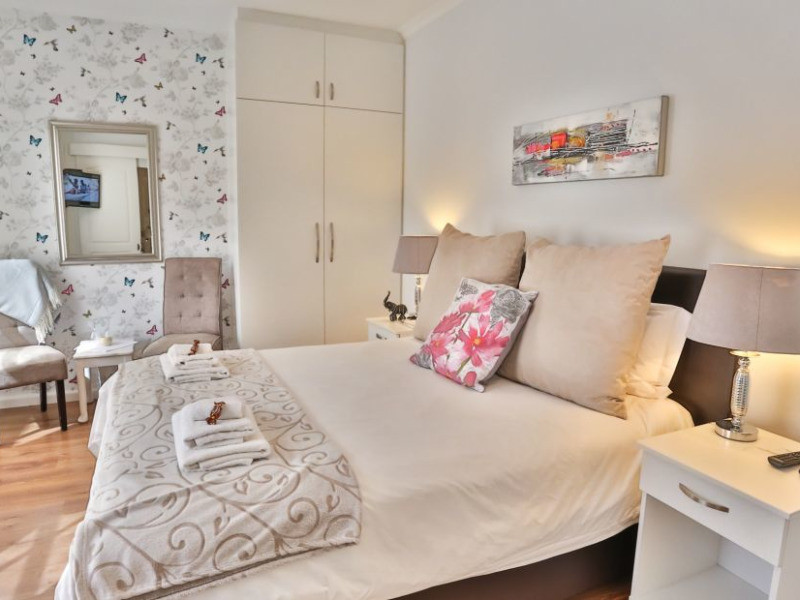 Abington Manor - Fish Hoek Guesthouse - Swop and Stay