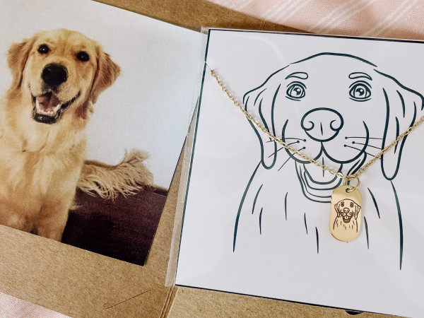 Portrait Illustration Necklace Set - Tora Grace